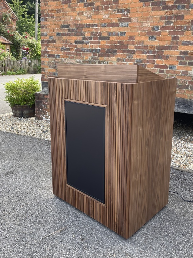 Bespoke Lecterns | UK Rostrums, Lecterns & Podiums
